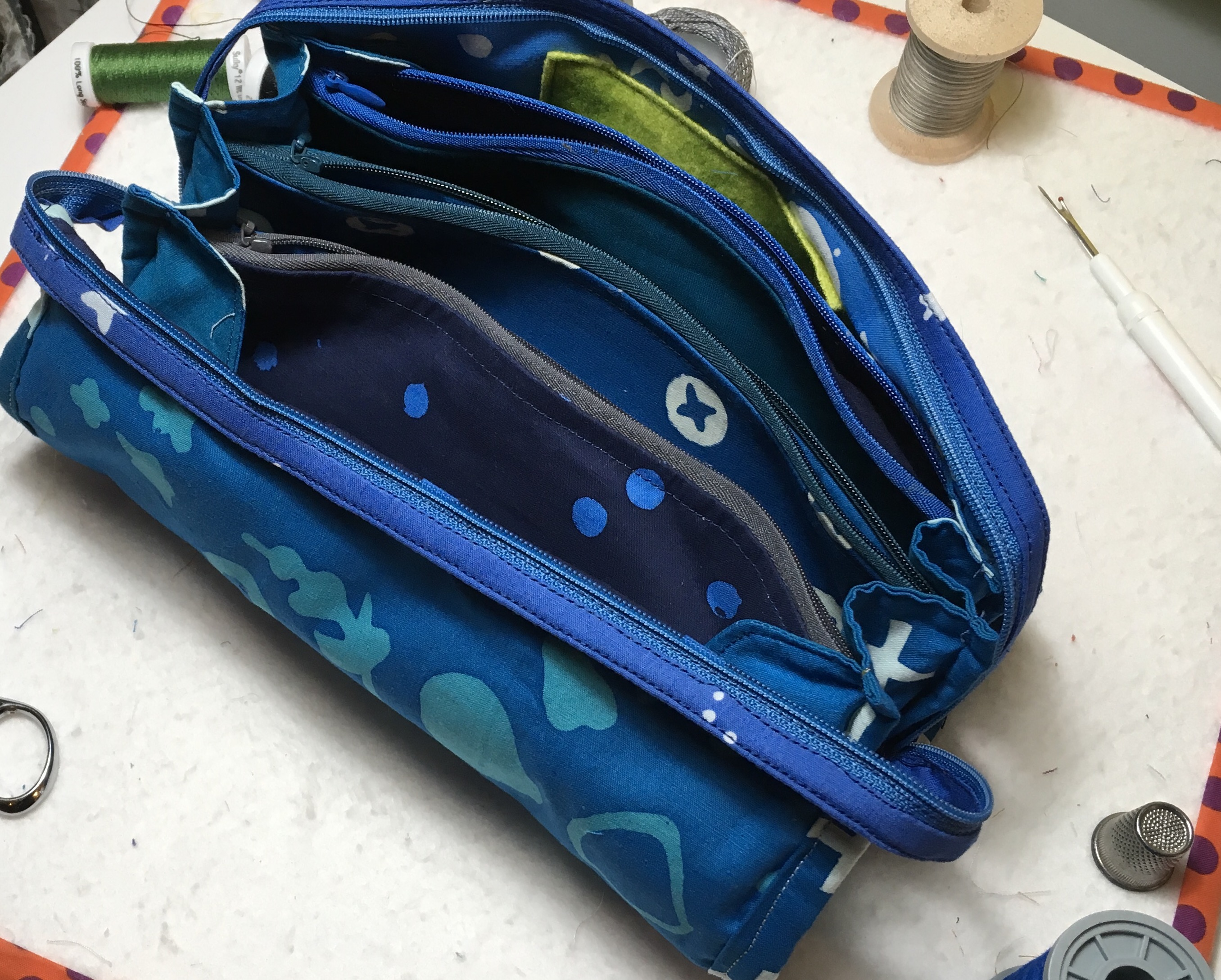 Sew Together Bag in Alison Glass – Wanda's Life Sampler